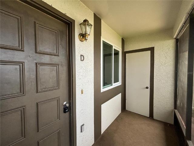2220 Bancroft Cir S, Unit D, Palm Harbor, FL 34683 | MLS #TB8493 | Compass
