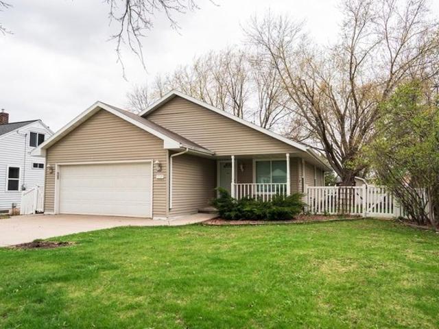 2220 Glendale Ave, Green Bay, WI 54303