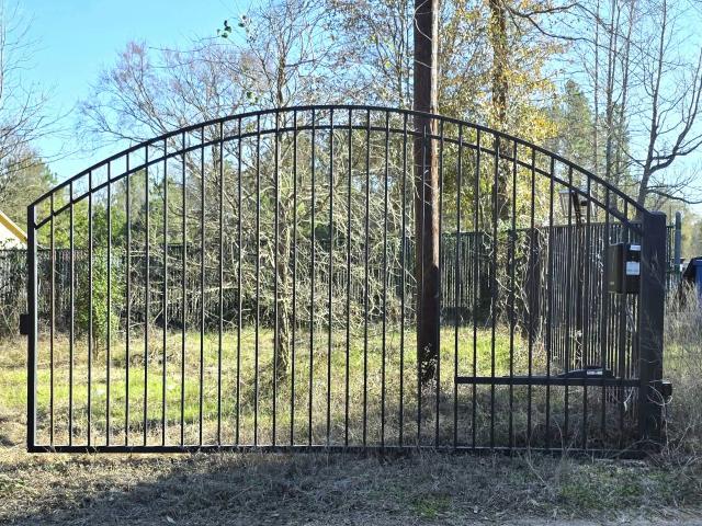 2220 Lee Turner Road