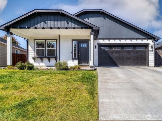 2220 Leonard Dr, Walla, WA 99362