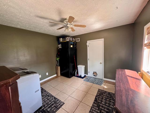 2220 Redbud Lane