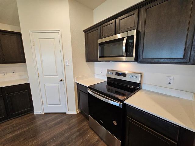 2220 Rosemary Way
