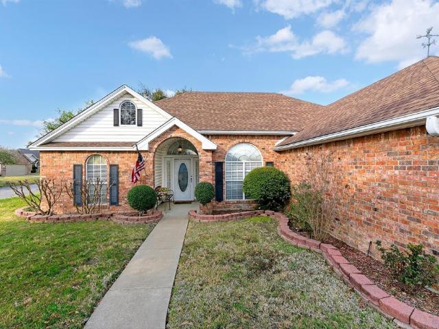 2220 Stratford Drive