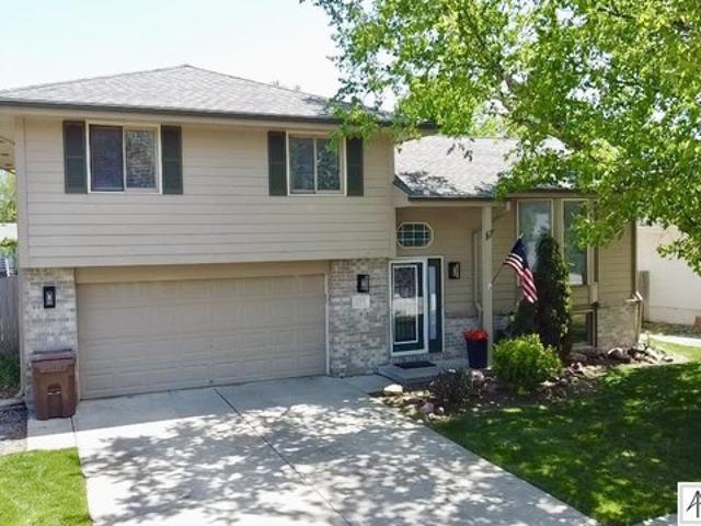2220 SW 17th St, Lincoln, NE 68522