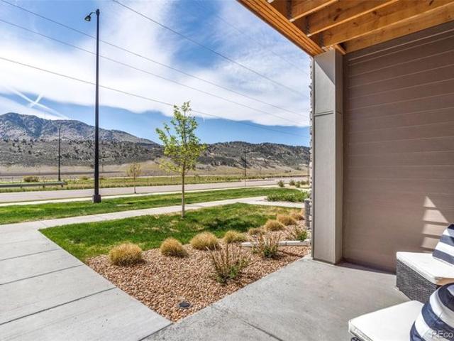 2220 S McIntyre St, Lakewood, CO 80228