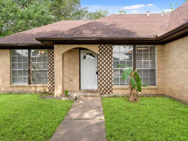 2220 Spruce Drive