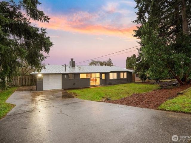 2220 Trenton Ave, Bremerton, WA 98310