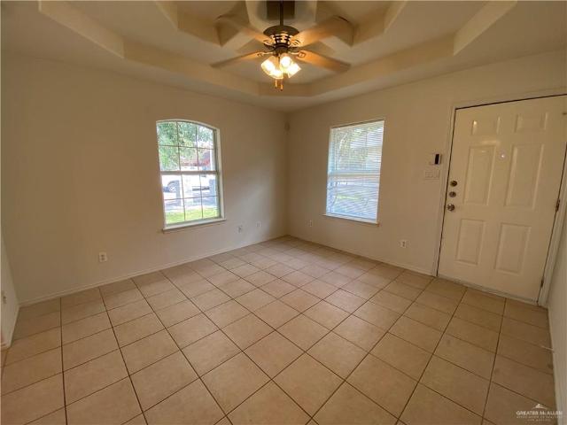 2220 W Candlelight Lane 1