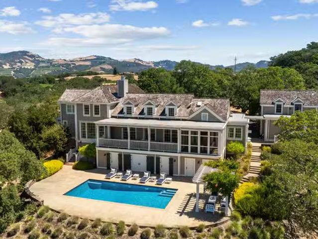 2220 Warm Springs Rd, Glen Ellen, CA 95442