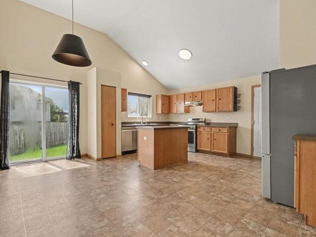 2220 White Eagle Drive