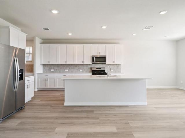2220 Windy Trail