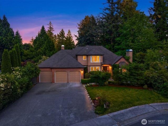 22213 NE 31st St, Sammamish, WA 98074