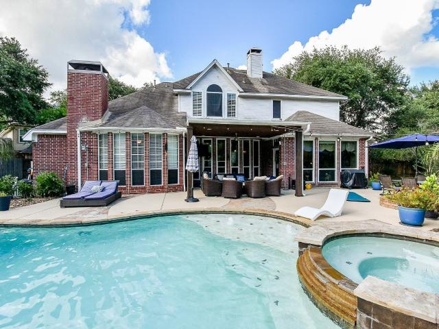 22211 Winding Lake Court