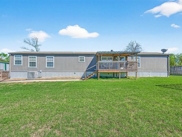 22218 Madison St, Bedias, TX 77831