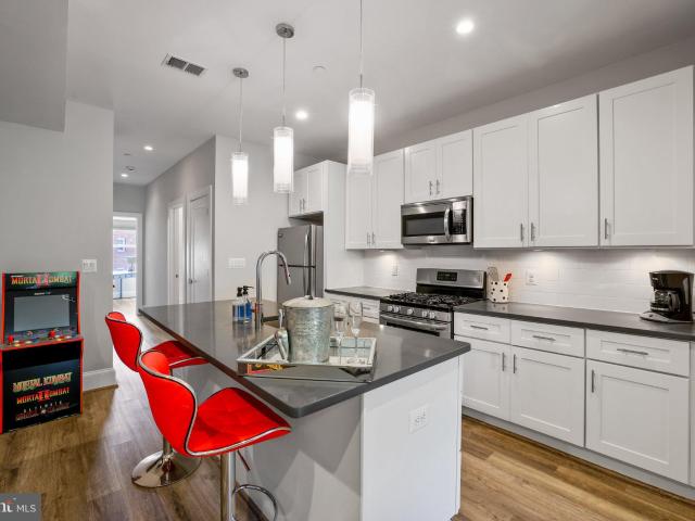 2221 M St NE, Unit PH1, Washington, DC 20002 | MLS #DCDC2252
