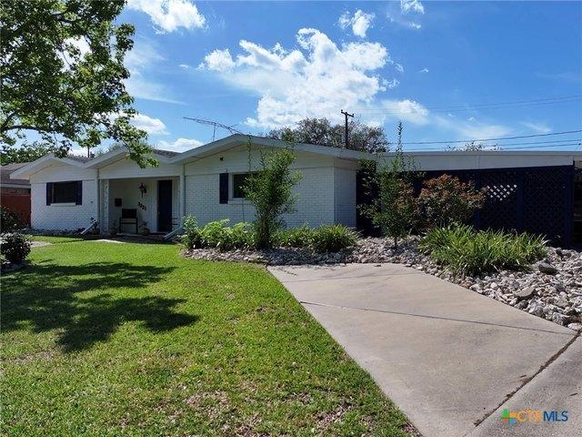 2221 McPherson Dr, Port Lavaca, TX 77979