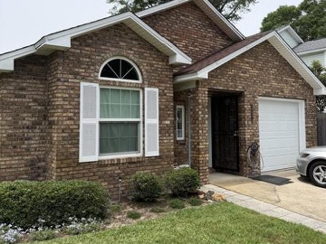 2221 Monahan Ct, Fort Walton Beach, FL 32547