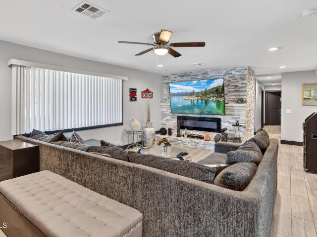 2221 N 27th St, Phoenix, AZ 85008 | MLS #7015