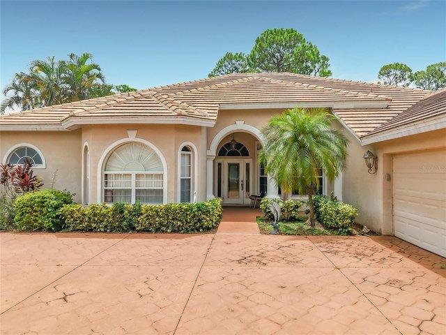 2221 Oxford Ridge Cir, Lehigh Acres, FL 33973
