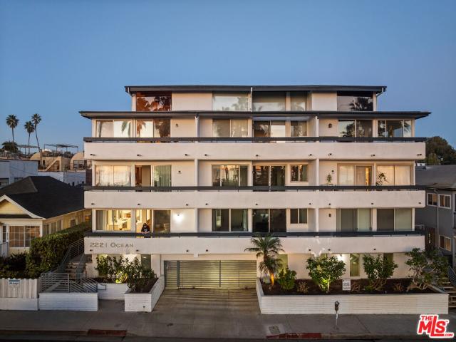 2221 Ocean Ave, Unit 101, Santa Monica, CA 90405 | MLS #25624 | Compass