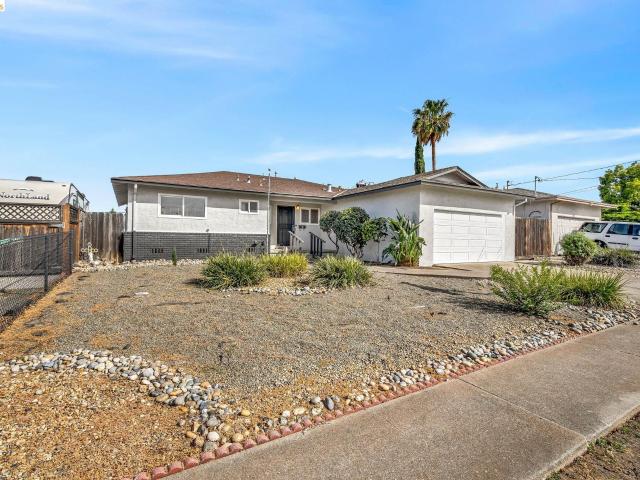 2221 Arata Way