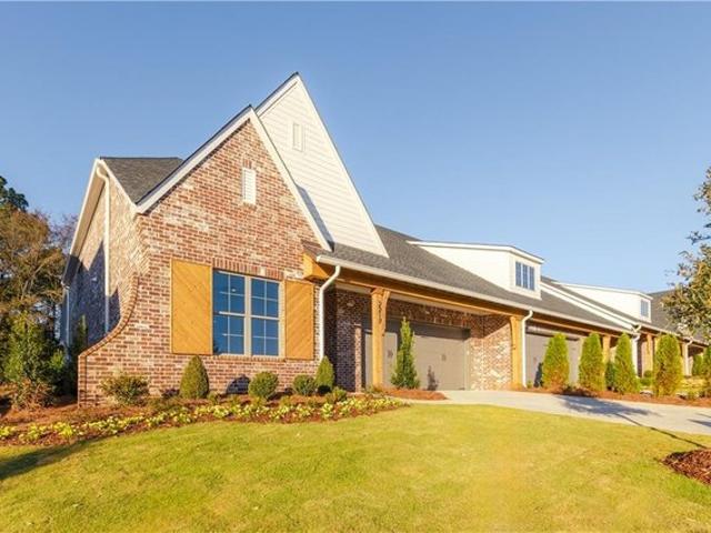 2221 Bellevue Pl, Auburn, AL 36830