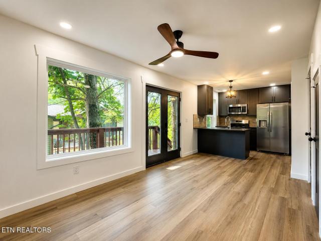 2221 Bernhurst Drive
