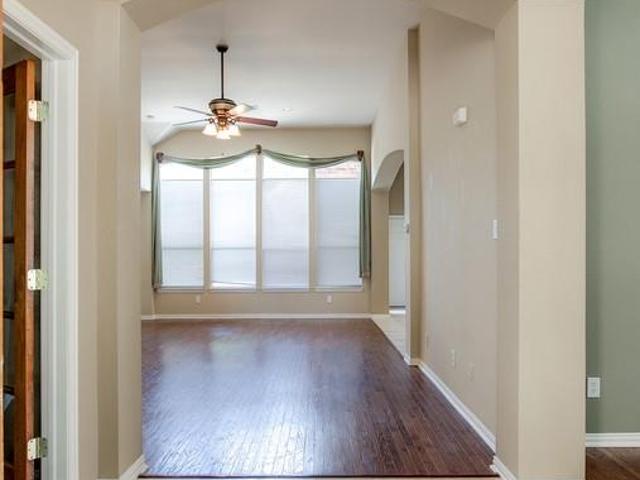 2221 Briary Trace Court