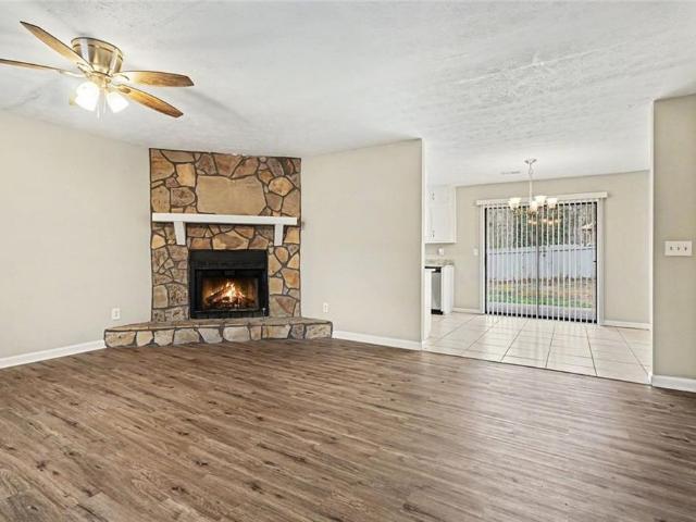 2221 Davis Oaks Ct, Stone Mountain, GA 30087 | MLS #7722