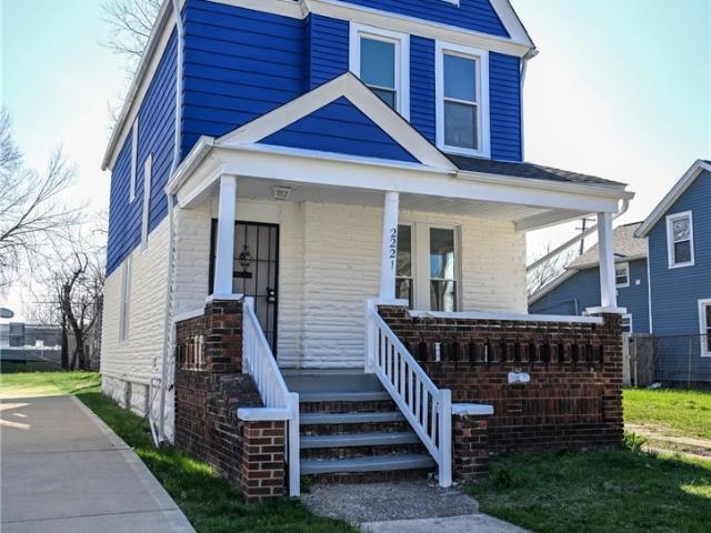 2221 E 97th Street
