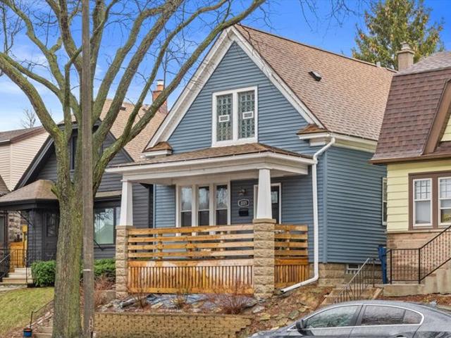 2221 E Oklahoma Ave, Milwaukee, WI 53207