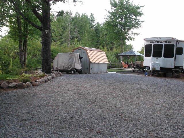 2221 Grass Lake Ave, Lake, MI 48632