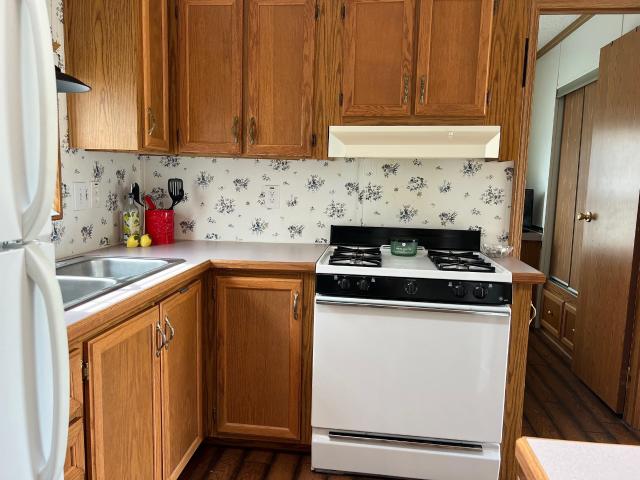 2221 Grass Lake Avenue # 285