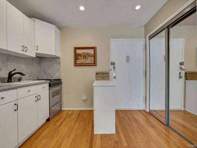 2221 Palmer Avenue 3G