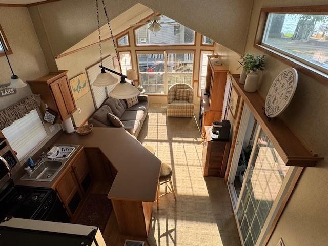 2221 Reubens #20 Lane SW