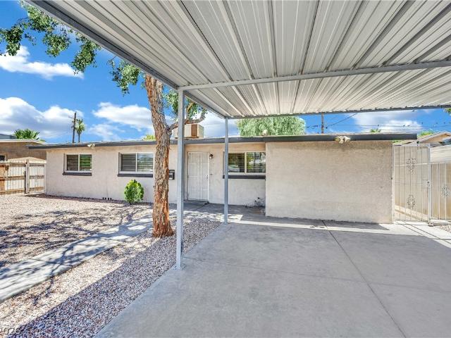2221 Santa Clara Drive