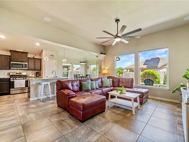 2221 Spoonbill Drive