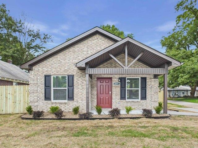 2221.5 E Washington Ave, North Little Rock, AR 72114