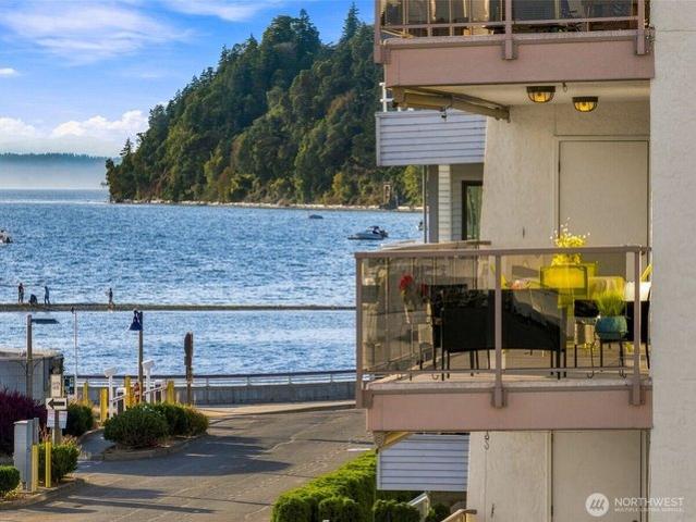 22222 Dock Ave S Apt 2C, Des Moines, WA 98198