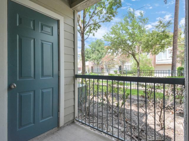 2222 Maroneal Street 0314