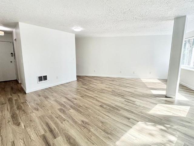 2222 Apartments 2 Bedroom Apartment for Rent at 2222 Sw Spring Garden St, Portland, OR 97219 Multnomah