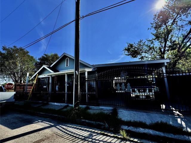 2222 Hogg St, Houston, TX 77026 | MLS #68527