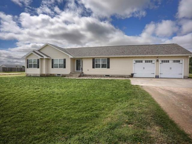 2222 S View Dr, Hays, KS 67601
