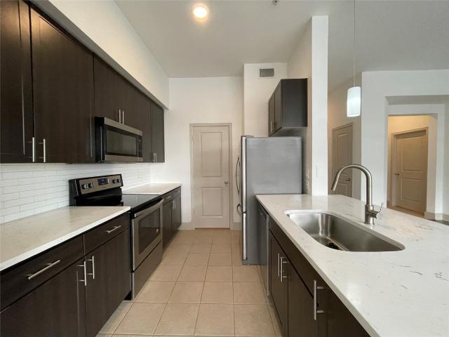 2222 Smith St, Unit 122, Houston, TX 77002 | MLS #91944 | Compass