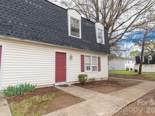 2222 Yorkhills Dr Apt 6, Charlotte, NC 28217