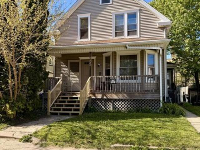 2222 53rd St, Kenosha, WI 53140