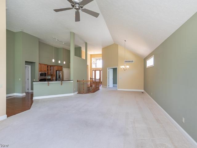 22238 North Trail