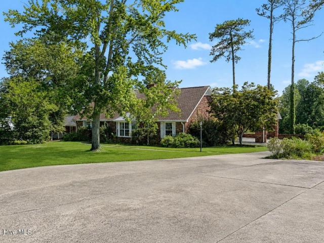 2223 Morningside Drive