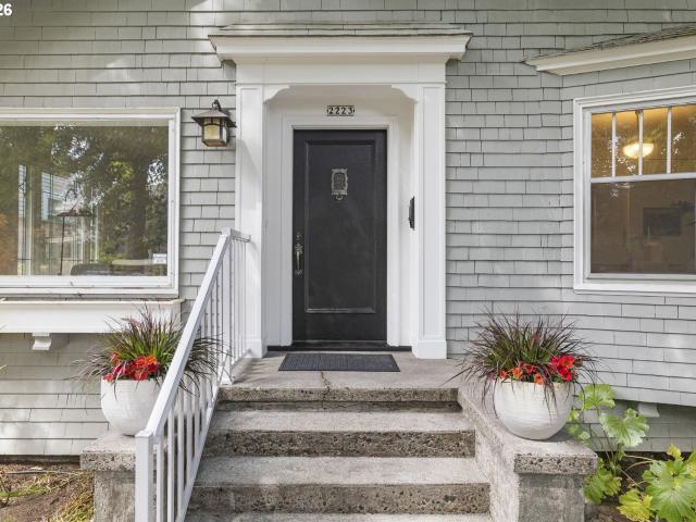 2223 NE 16TH AVE