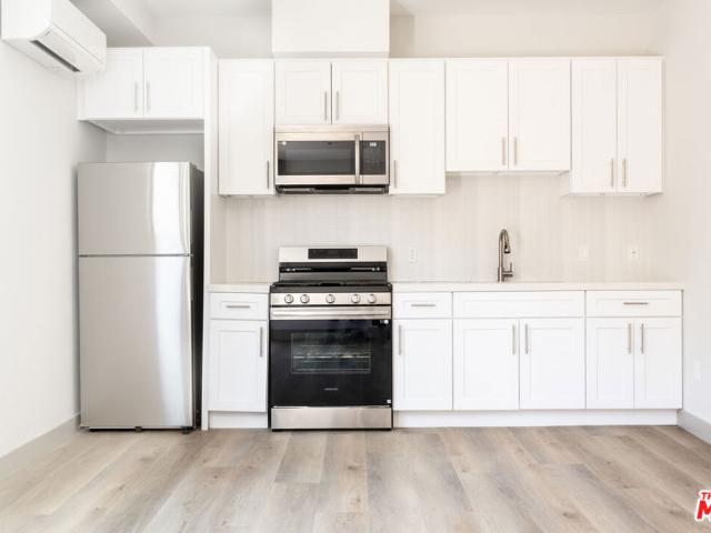 2223 Clifford Street 104